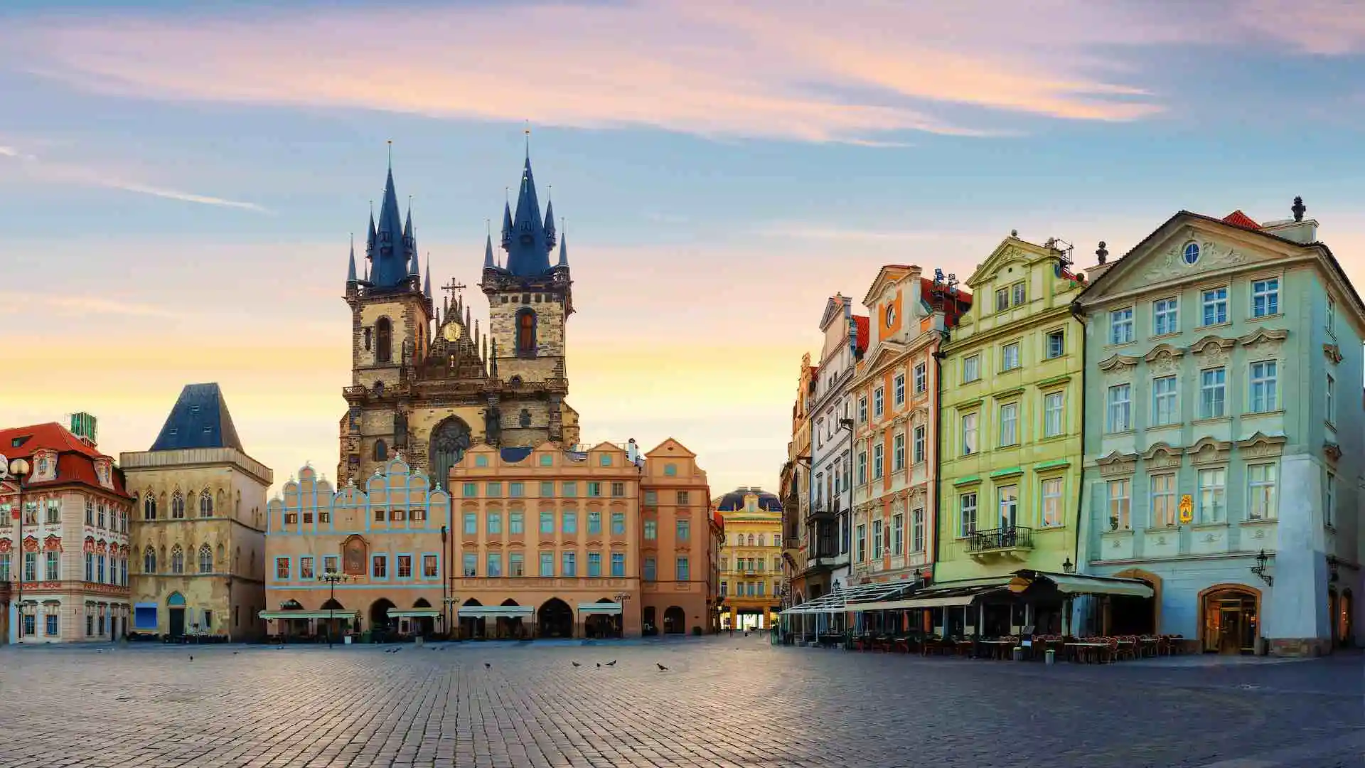 Etihad launches first flights to Prague and Warsaw expanding network ...